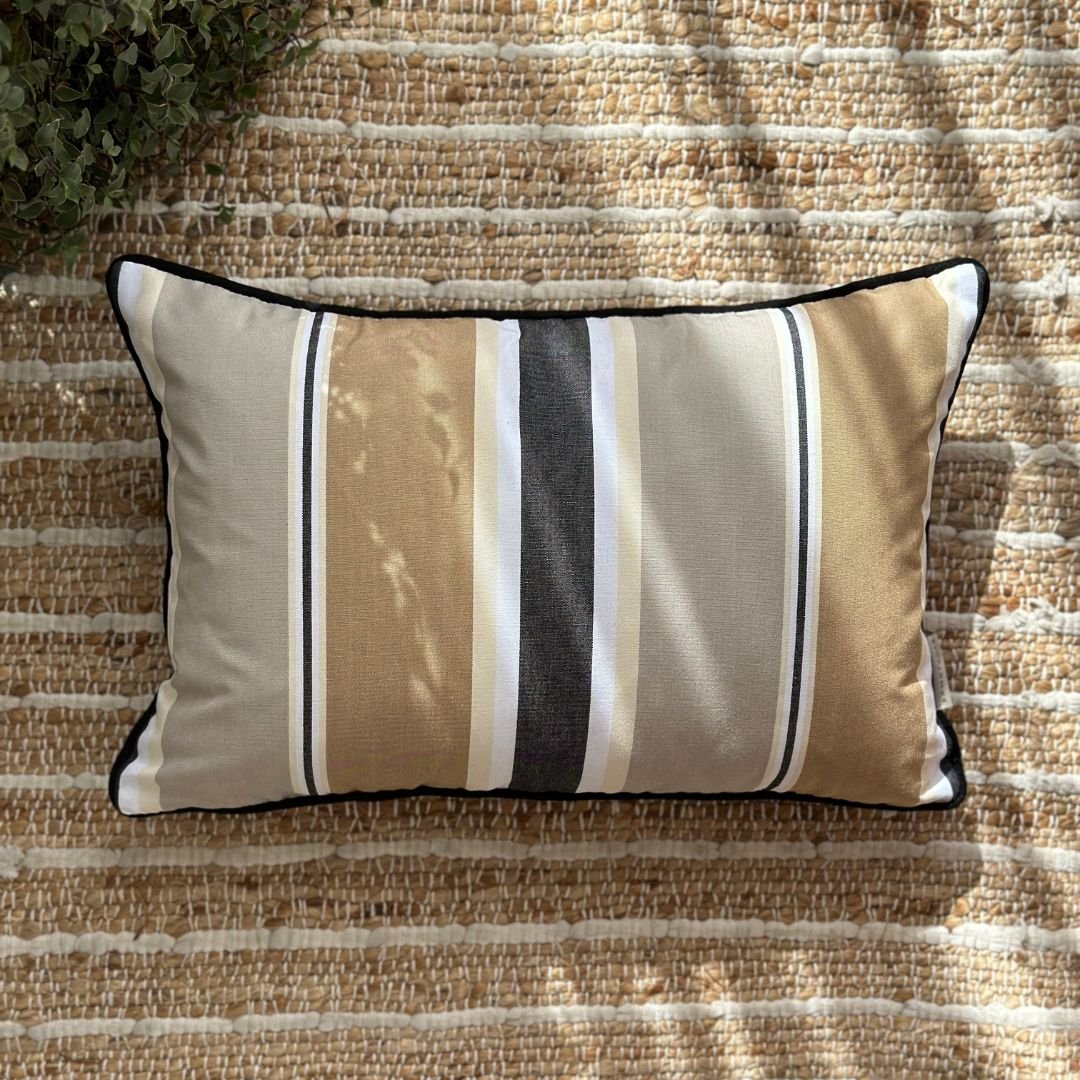 Confira Capa Almofada Algodão Listrada Mostarda 45x30